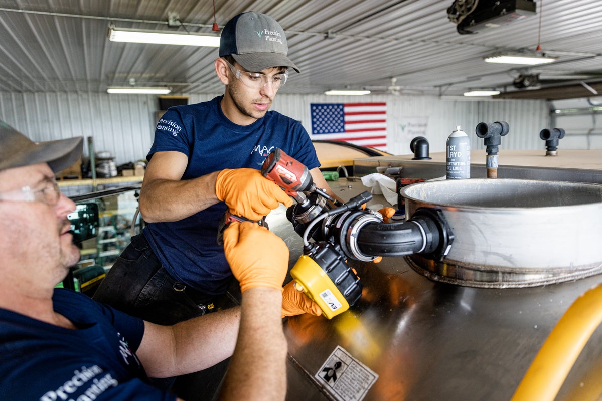 Dealer Locator | Precision Planting | Upgrade Your Farm Equipment