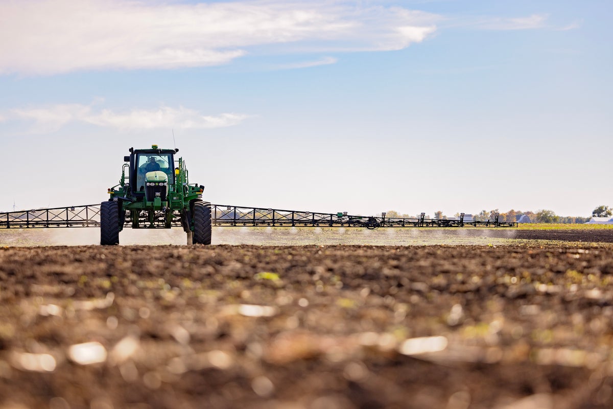 Unlock the Potential of Variable Rate Spraying | Precision Planting ...