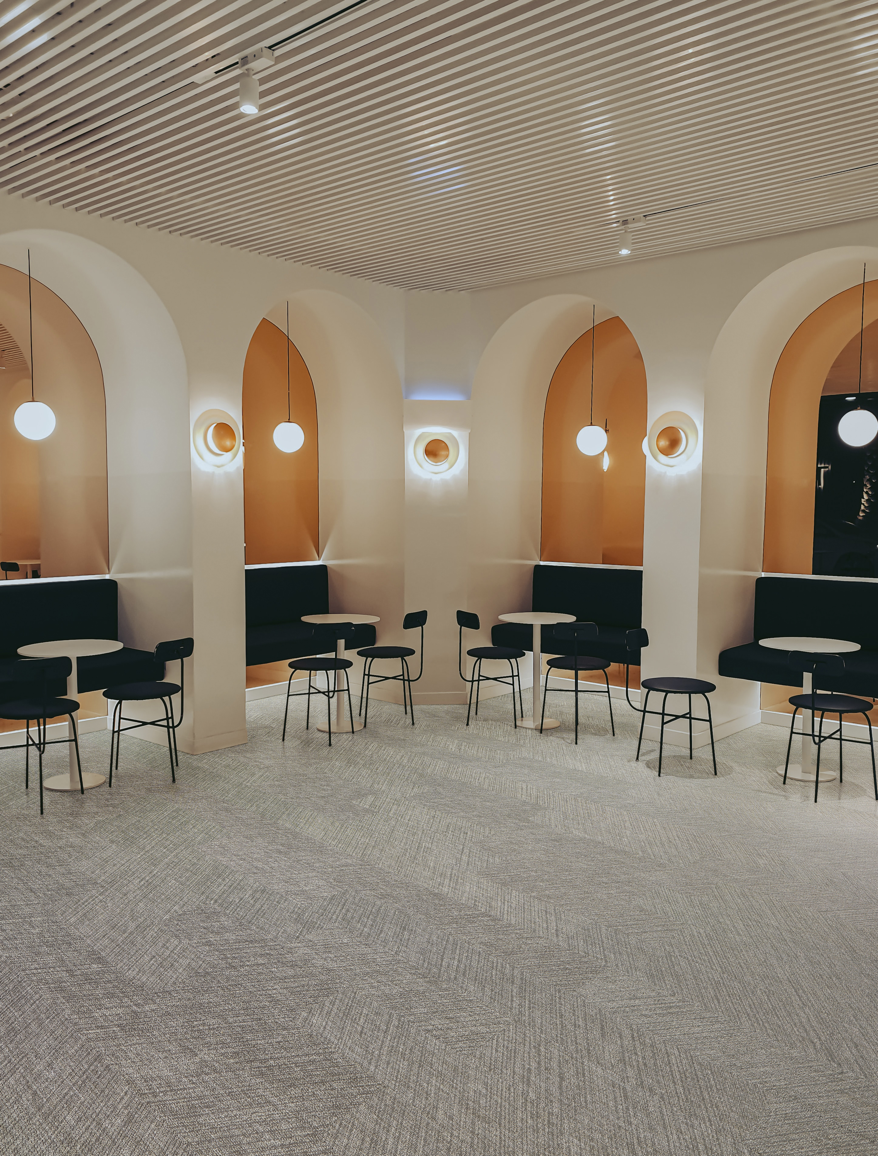 2tec2 Flooring | Innovative & Sustainable Solutions | Trinity Surfaces