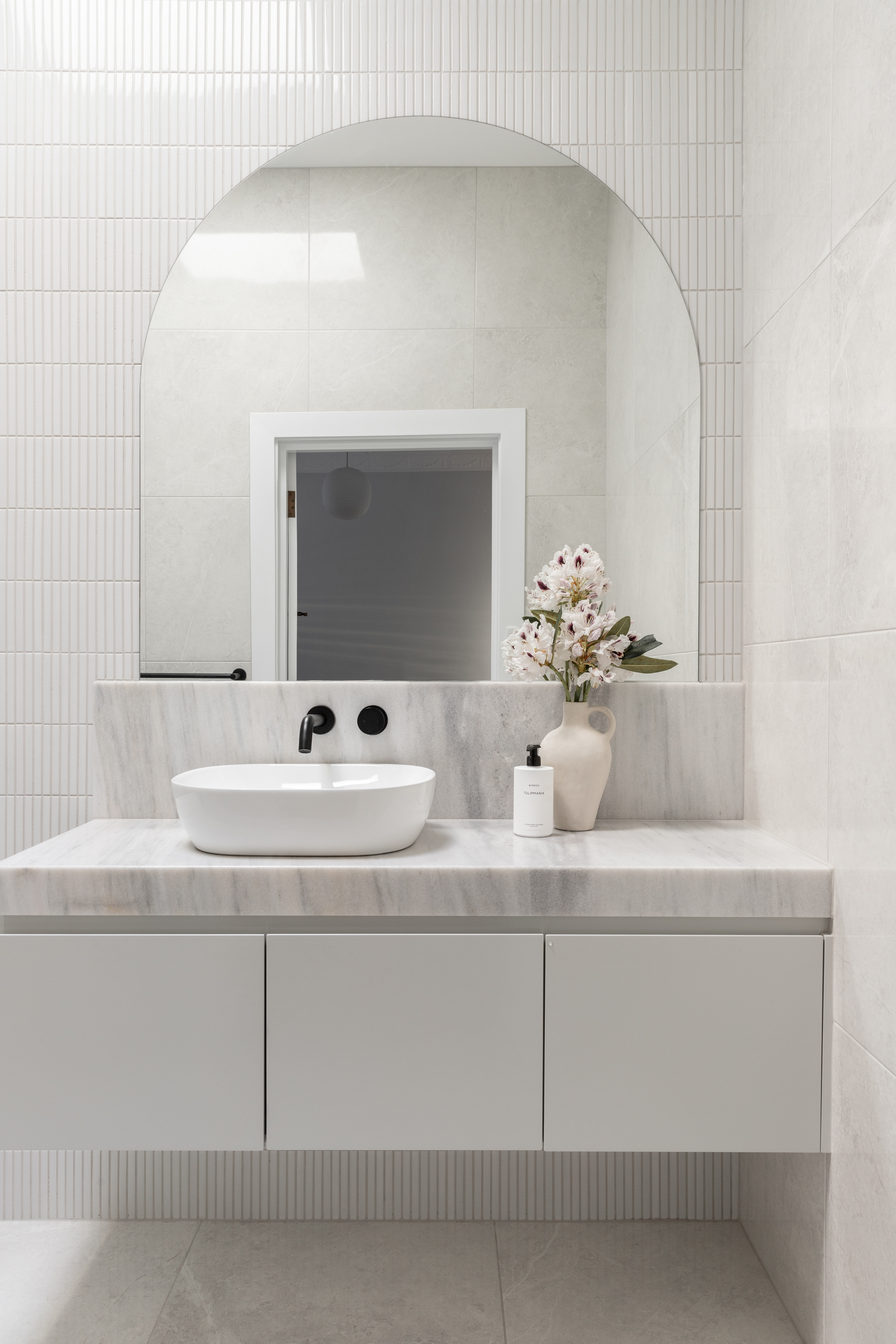 Milani Progressive Single Mixer - Matte Black - ABI Interiors UK