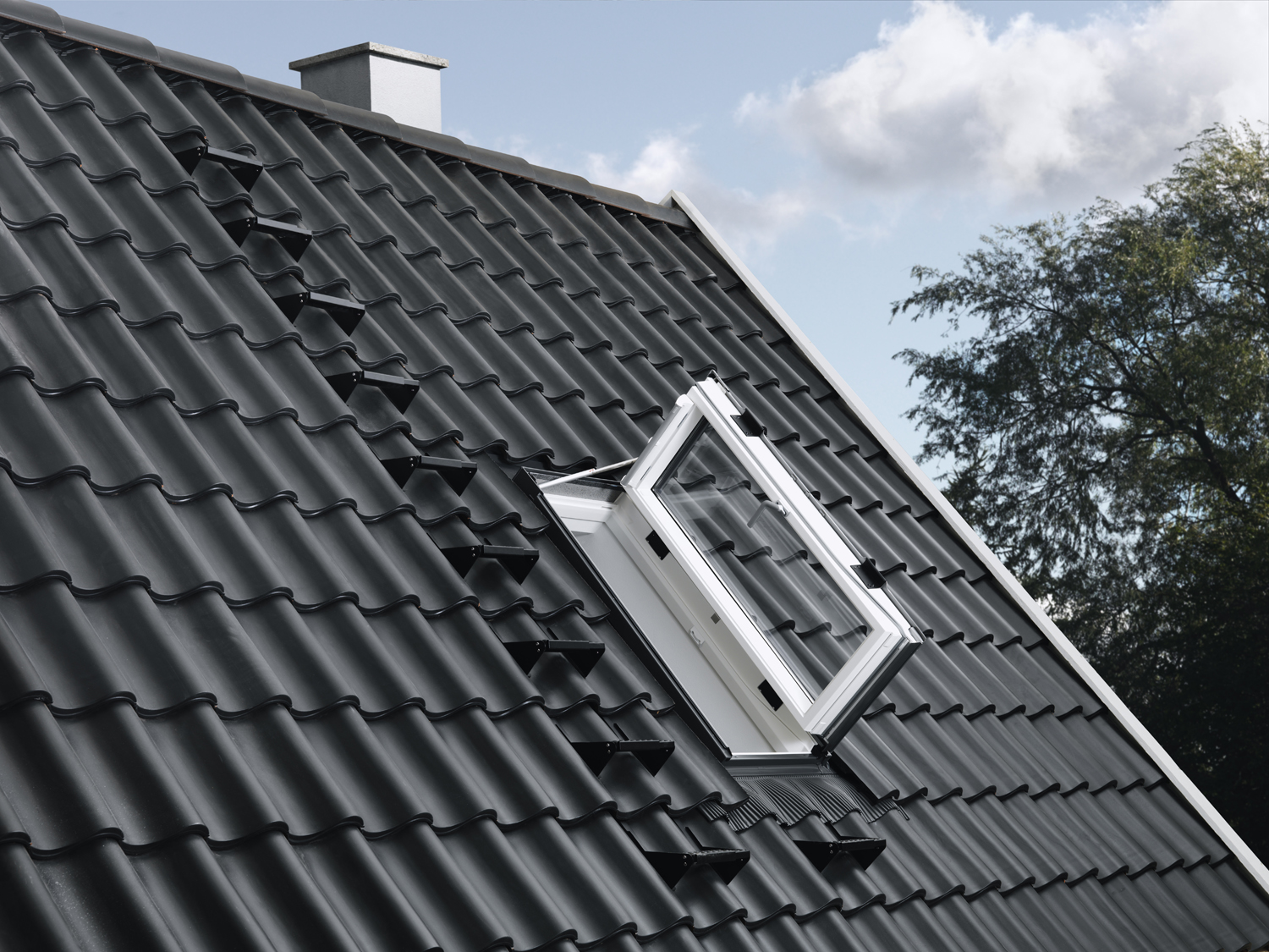 Electric Powered Skylights