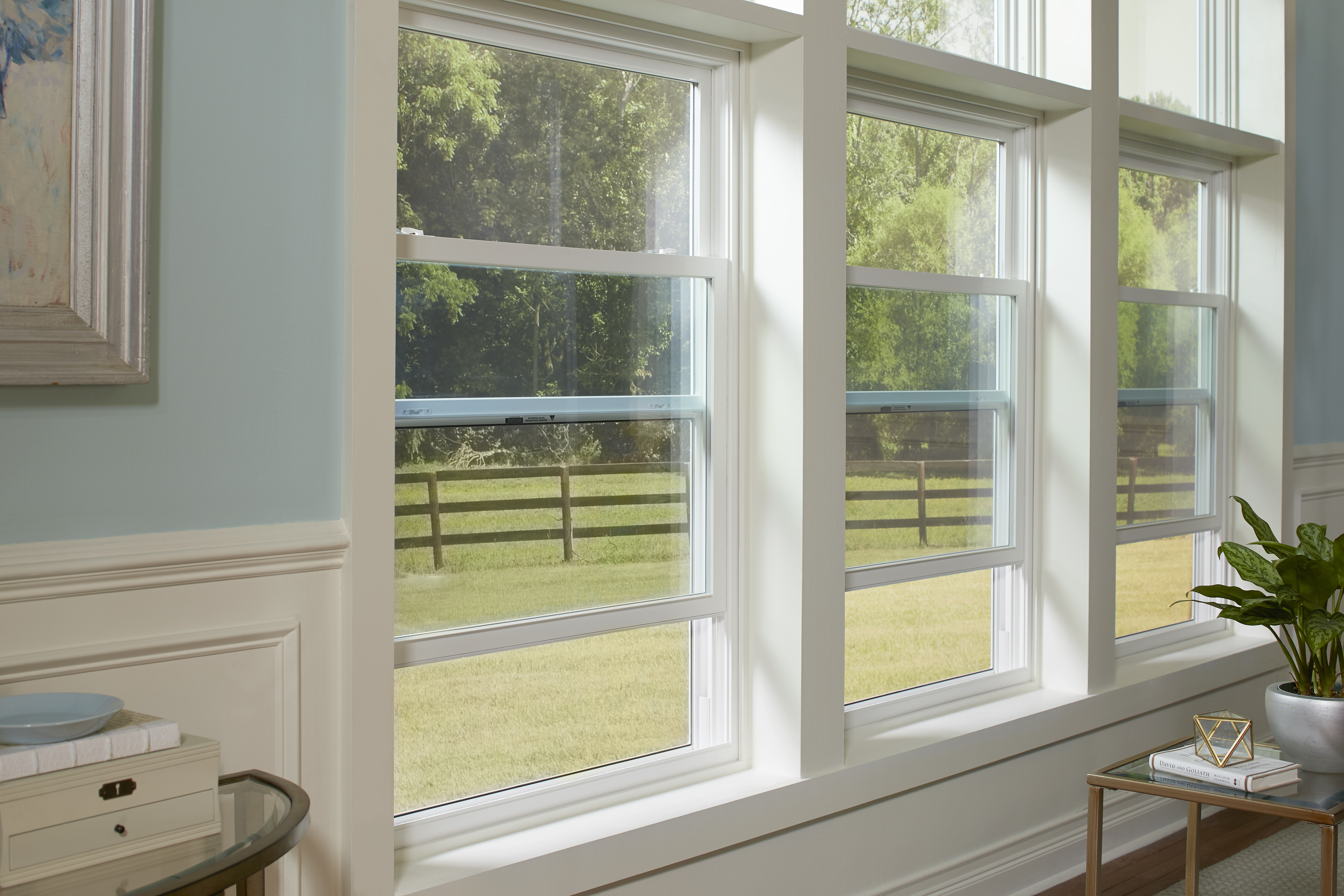 How to Fix a Window That Won’t Stay Up in Your Home