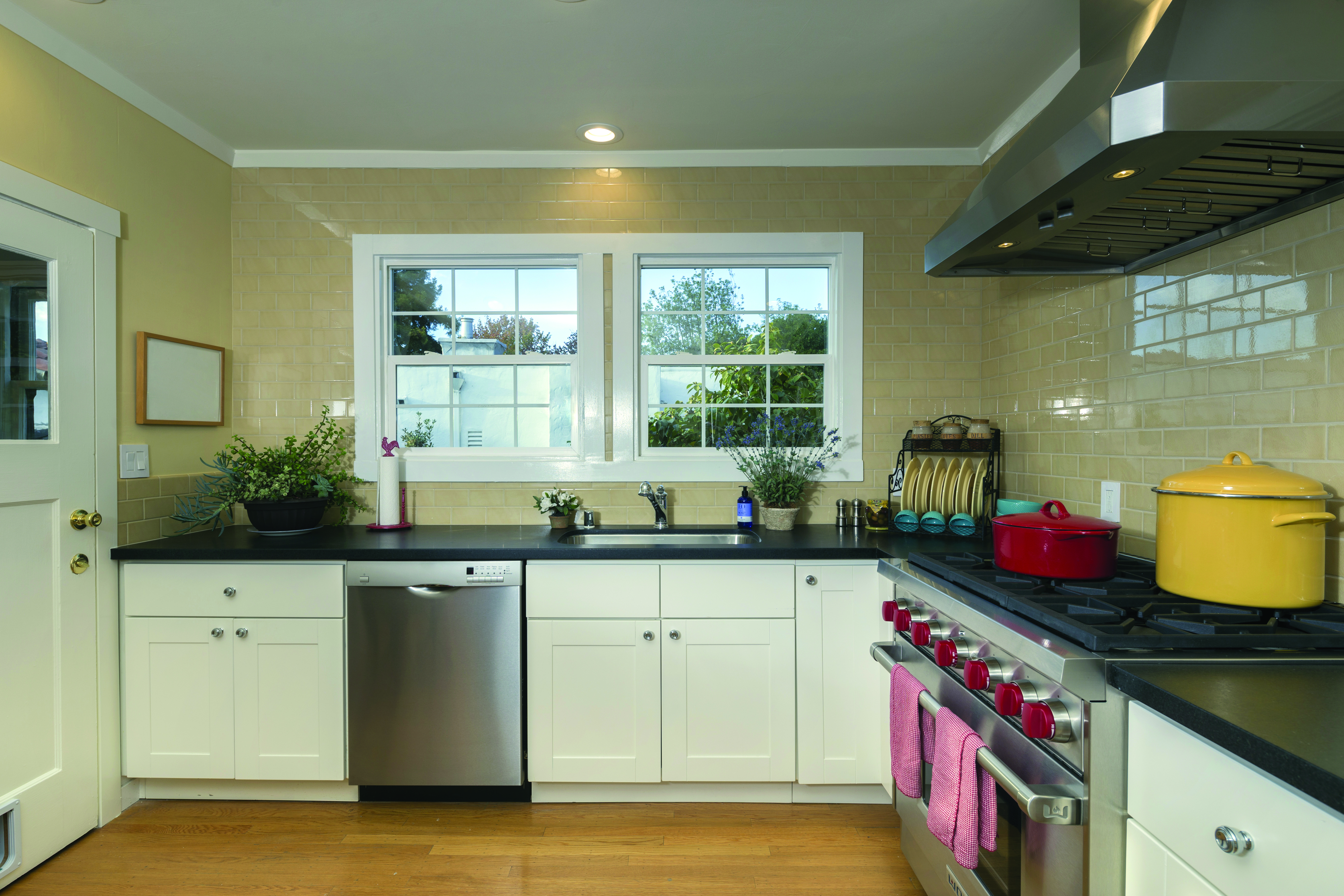 How Do Double-Hung Windows Work, and Why Are They Worth It?