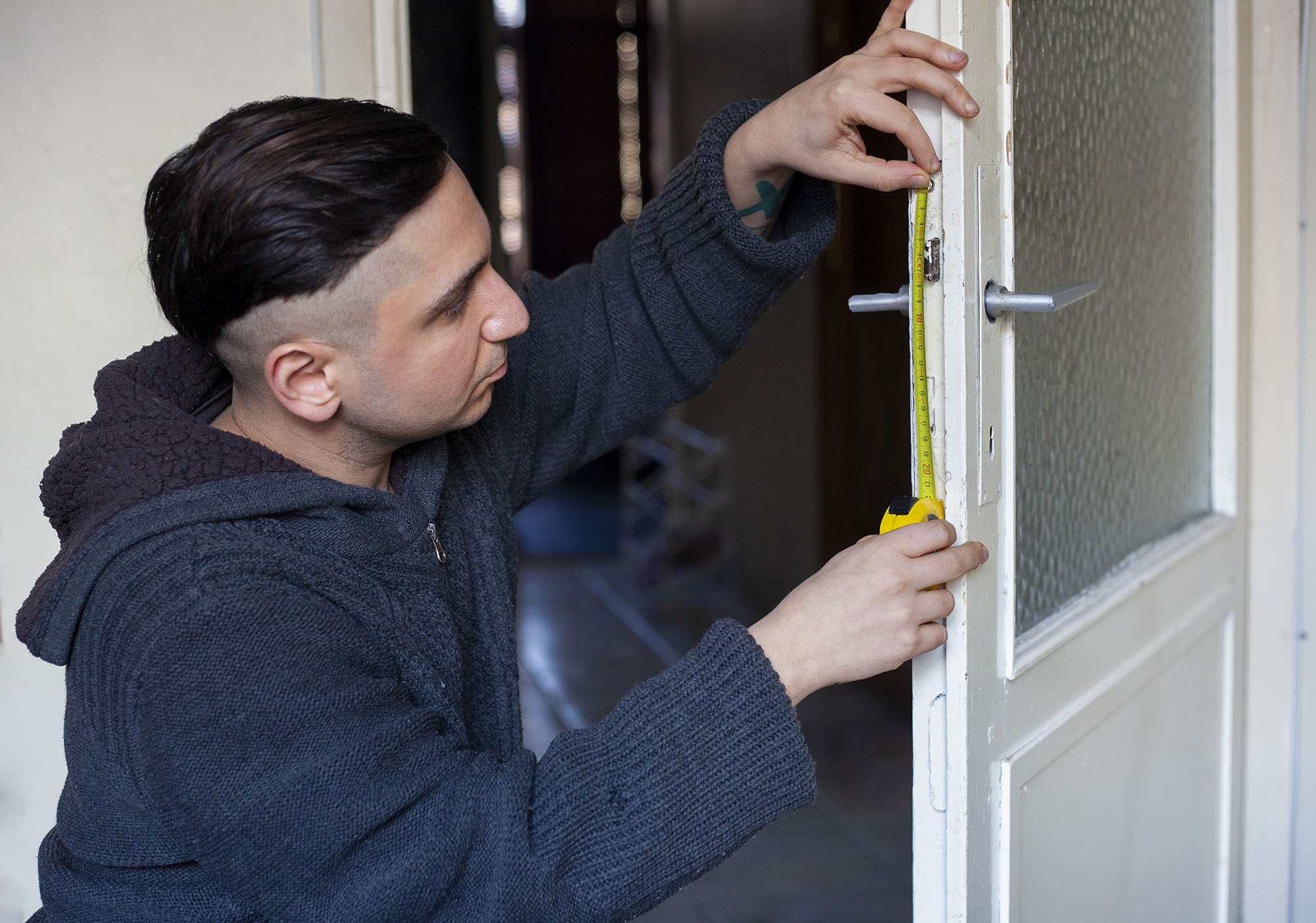 Stop Water Leaking Through the Front Door with 4 Fixes