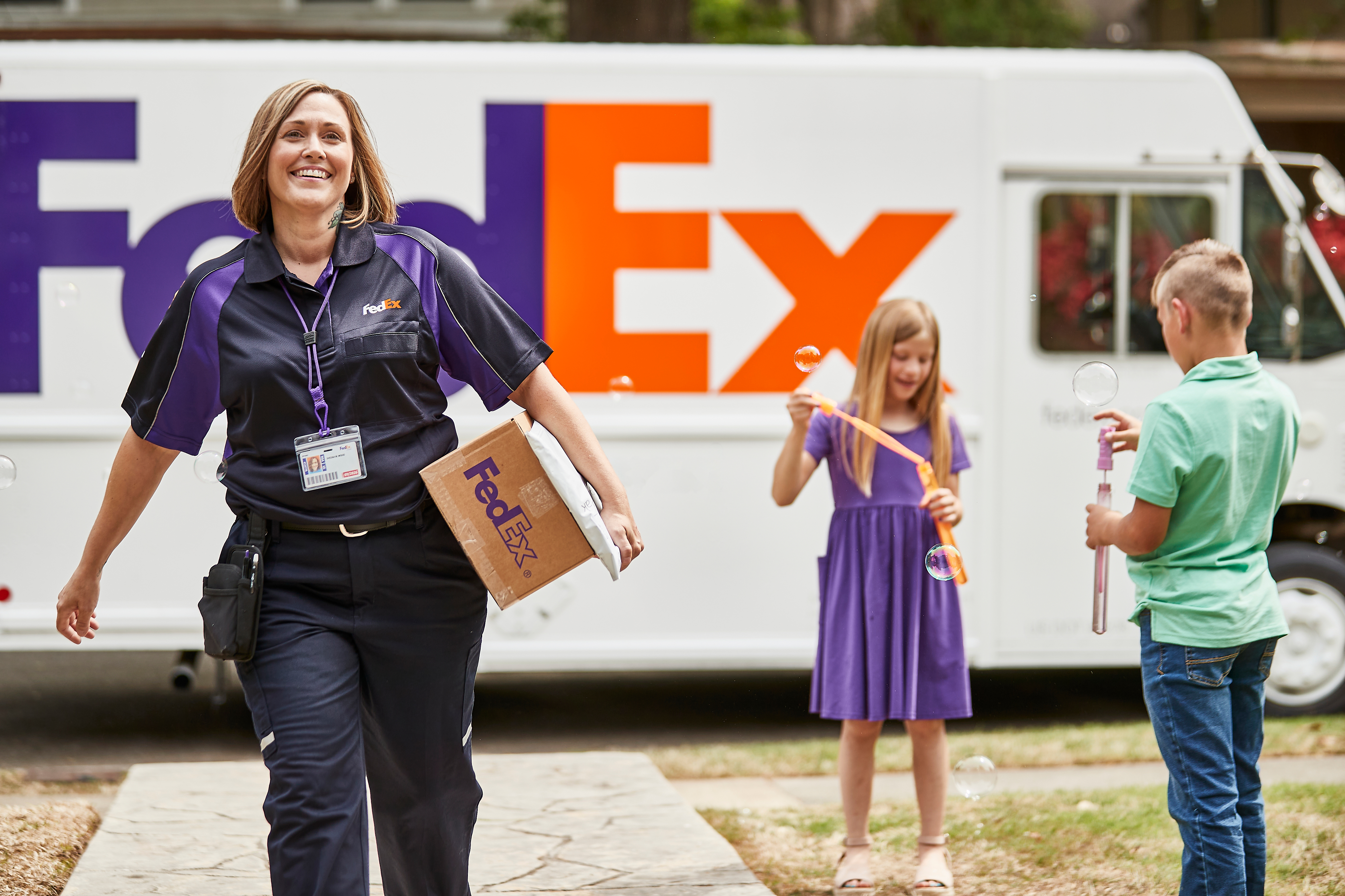 Track & Ship Online or Find Nearby Locations | FedEx