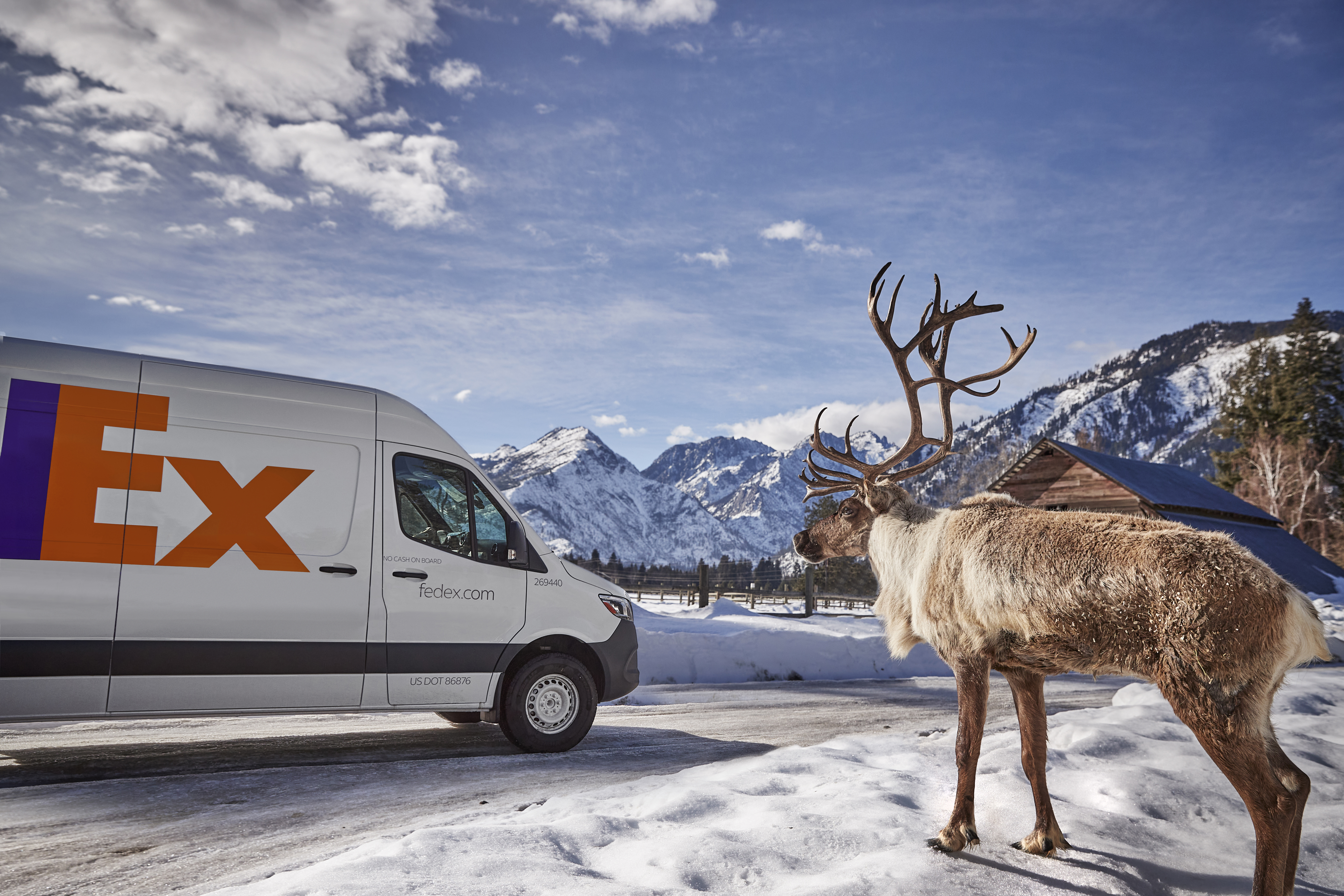 Home | Tracking, Shipping, and Locations | FedEx Canada