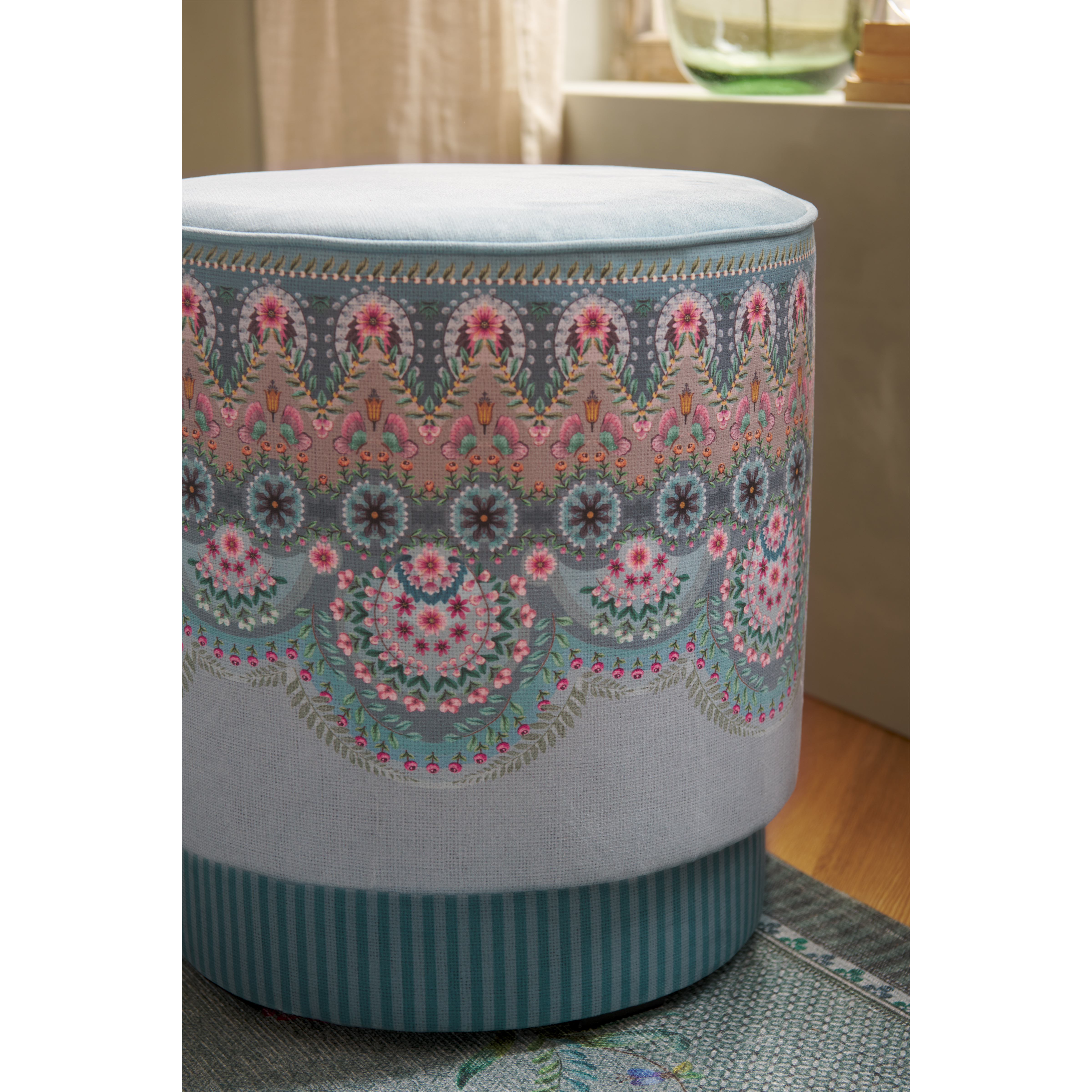 De Eekhoorn | PIP POUF MAJORELLE BLUE MEDIUM - Pip Studio - COLLECTION