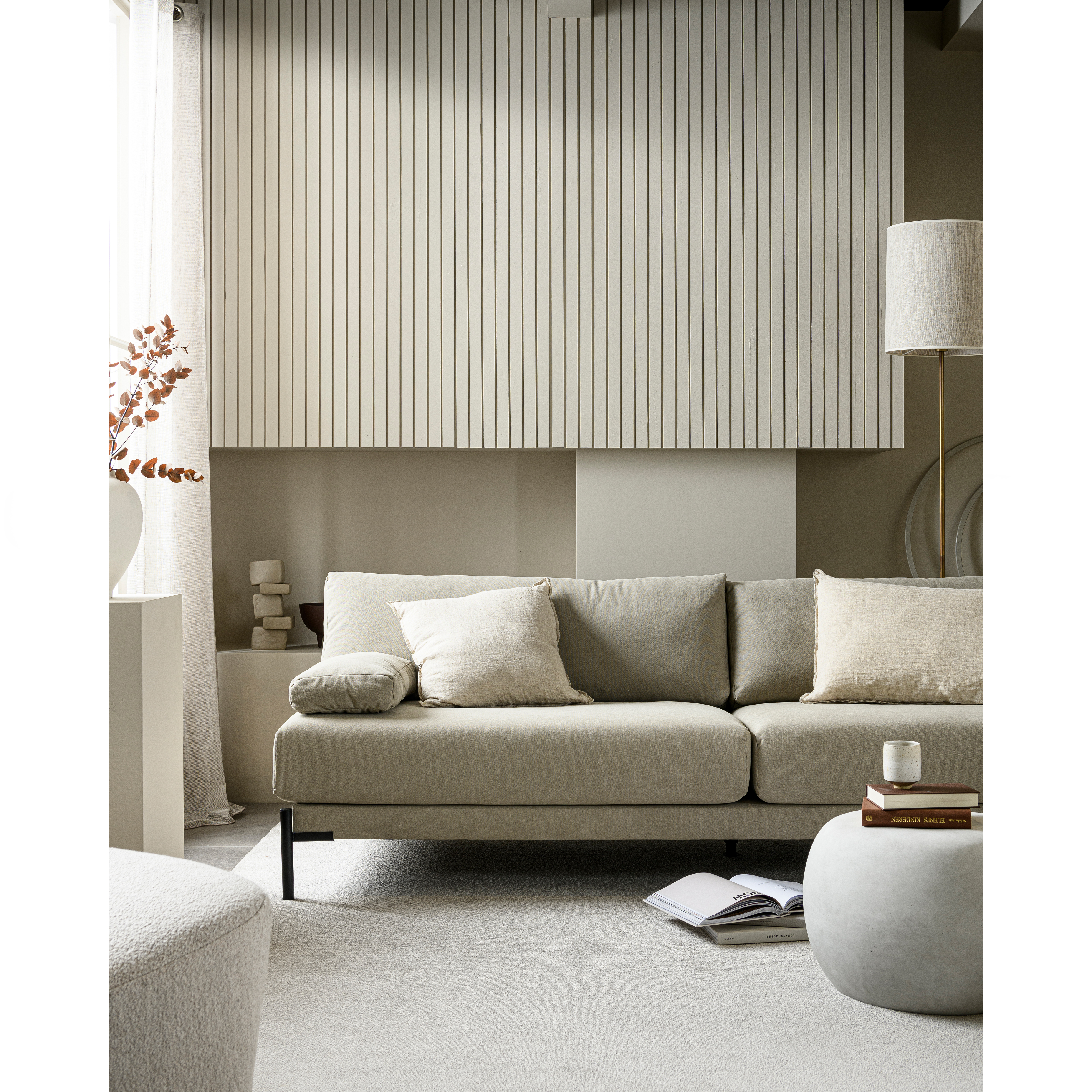 De Eekhoorn | PEBBLE SIDE TABLE WHITE 35xØ50 - Vtwonen - PEBBLE