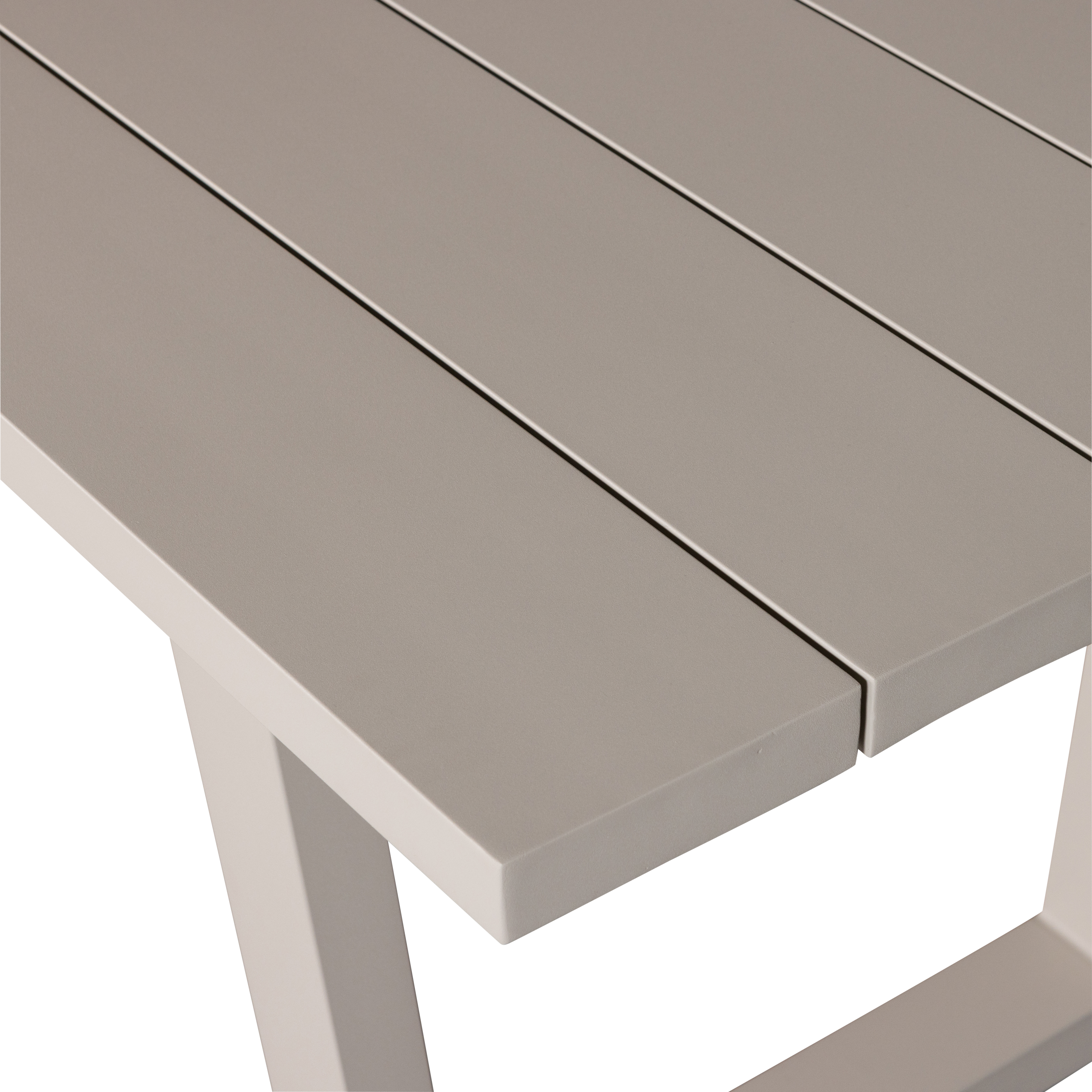 De Eekhoorn | BEAR GARDEN TABLE ALUMINIUM SAND - WOOOD - COLLECTION