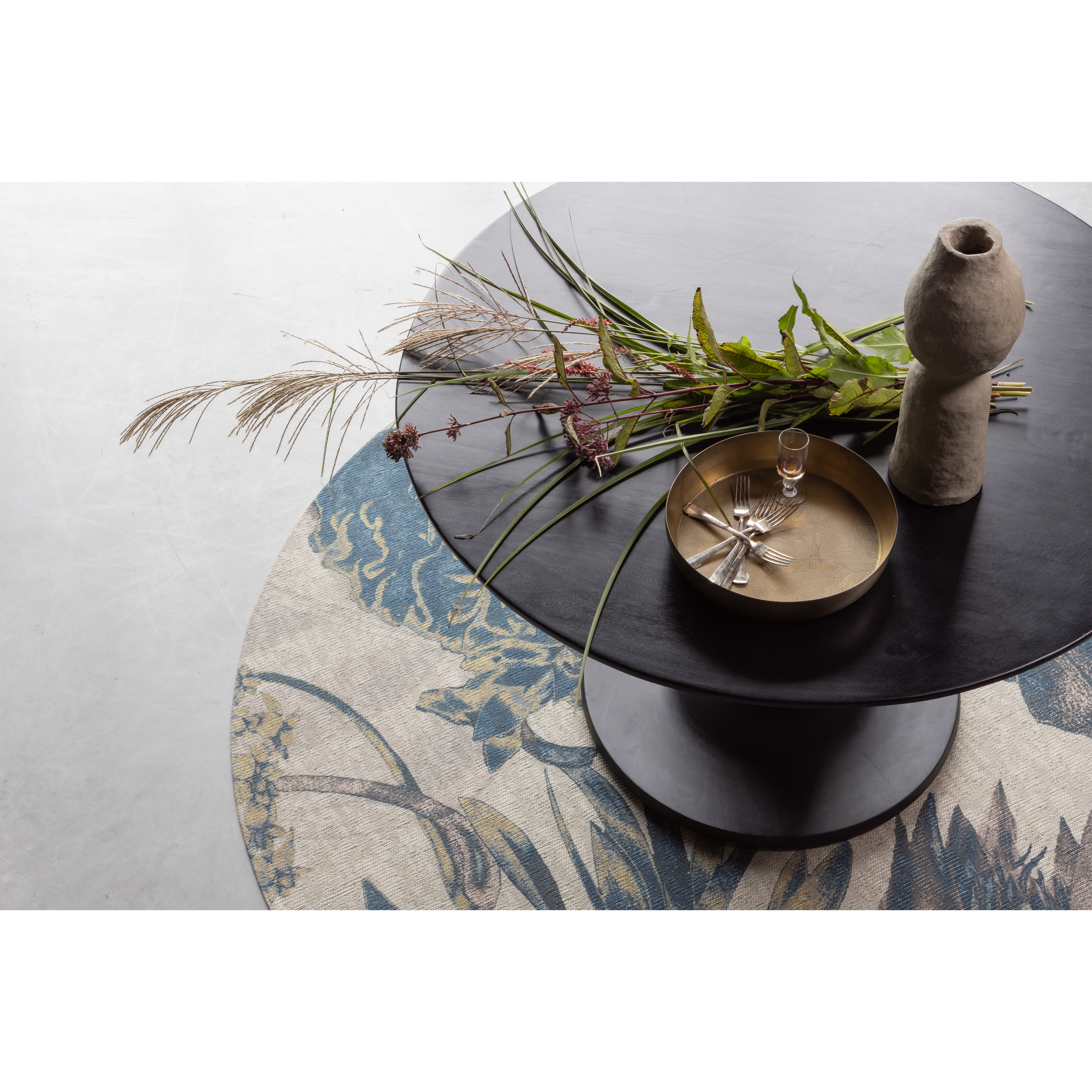 De Eekhoorn | BLANCO DINING TABLE Ø120CM MANGO WOOD BLACK