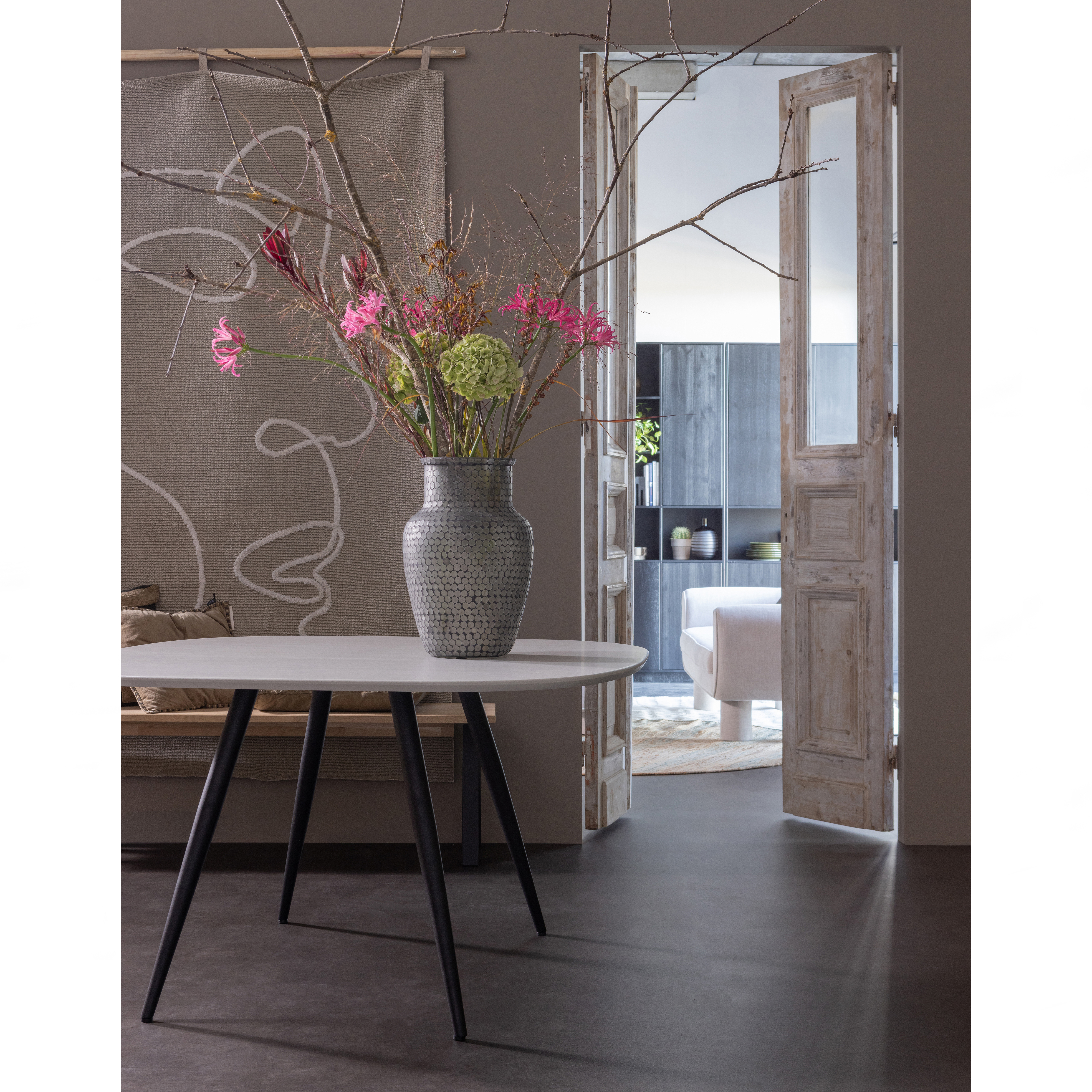 De Eekhoorn | TABLO TABLE ASH MIST ORGANIC 130x130 [fsc] CONICAL LEG