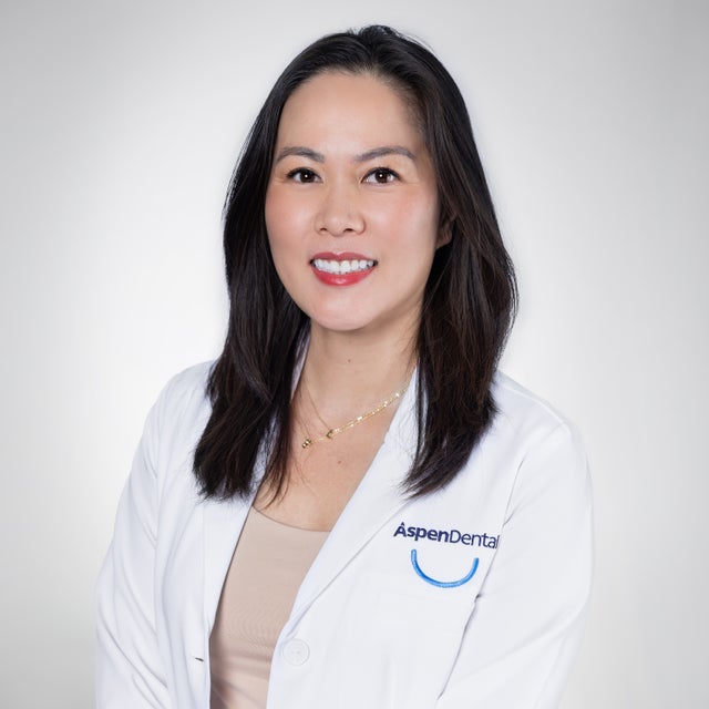 Lisa Le, Endodontist in Albuquerque