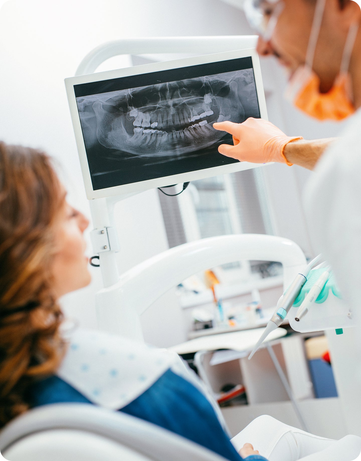 Tooth extraction infection and pain post-removal | Aspen Dental