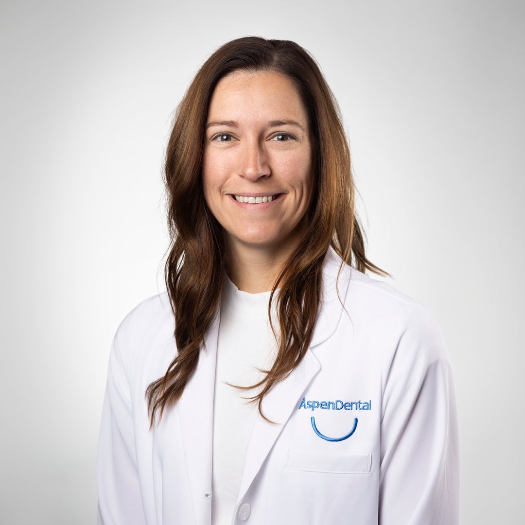 Emily Case, Endodontist in Beaverton