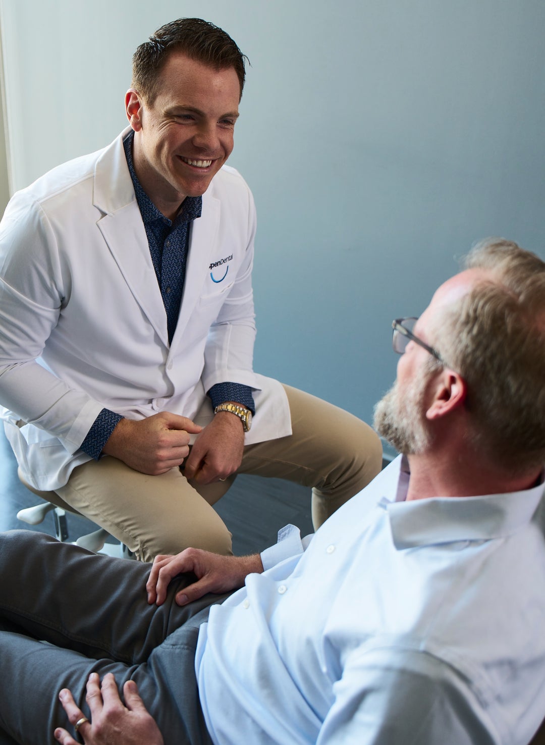 Teeth Bonding vs Veneers: Compare Benefits & Costs | Aspen Dental