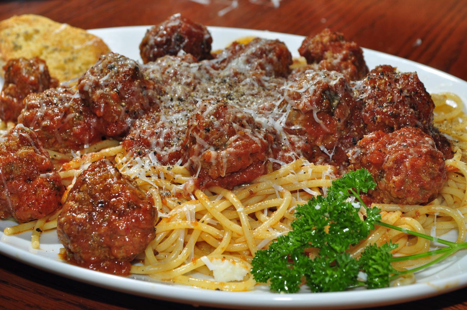 7 Restaurants of UCF's Local Restaurant Row