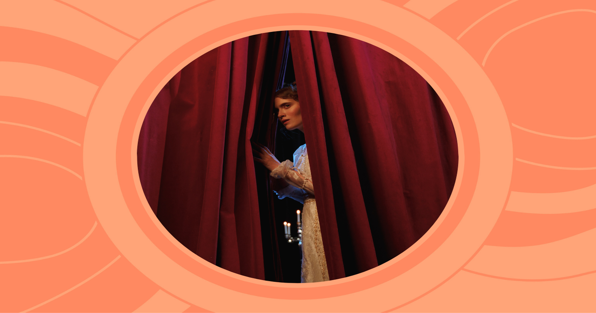 Here's What It's Like To Be An Intimacy Director For Live Theater