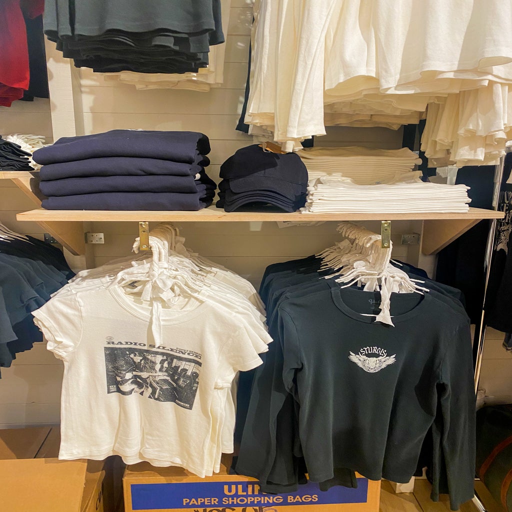 INSIDE THE BEAUTIFUL CULT OF BRANDY MELVILLE