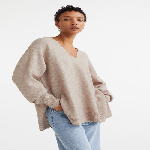 30 Cute Fall Sweaters For All The Cozy Vibes