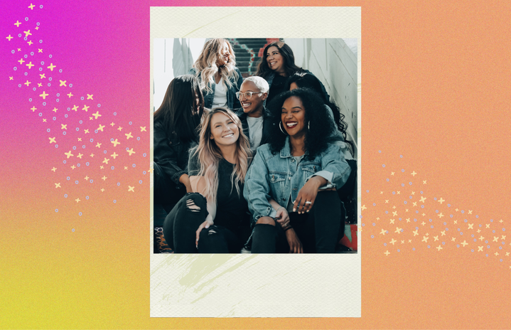 13 Valentine’s Day Hashtags for Single Girls