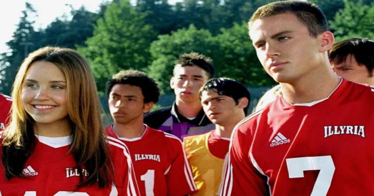 Girl's Guide to an Amanda Bynes Movie Night