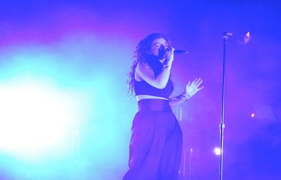 “Solar Power” Fuels Lorde’s Transition to Adulthood | Her Campus