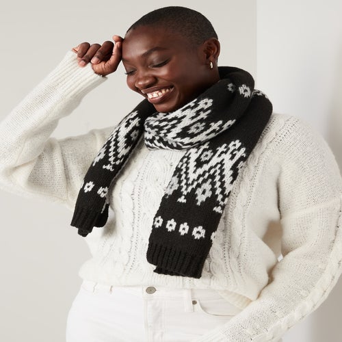 40 Oversized & Chunky Scarves For All The Cozy Vibes
