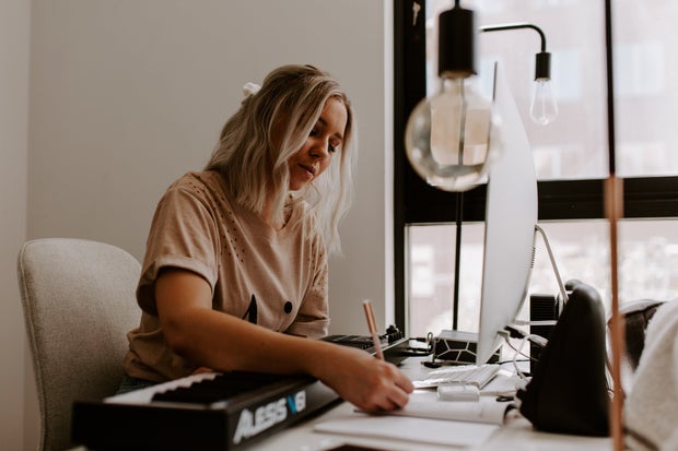 How to Use Your Free Time to Your Advantage | Her Campus