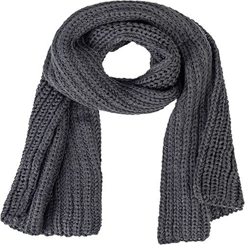 40 Oversized & Chunky Scarves For All The Cozy Vibes