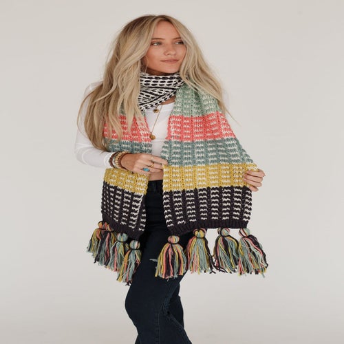 40 Oversized & Chunky Scarves For All The Cozy Vibes