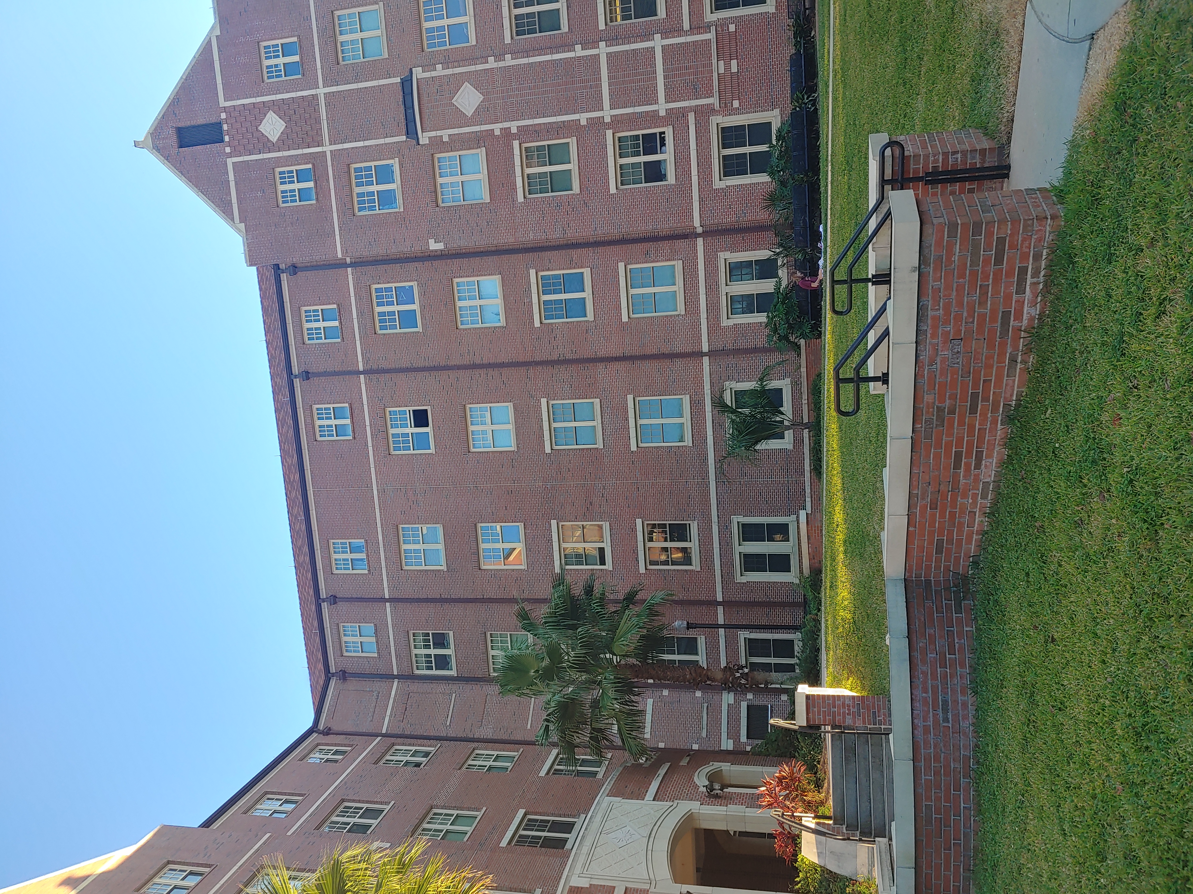 Home Away From Home: A Ranking of All the Dorms at FSU