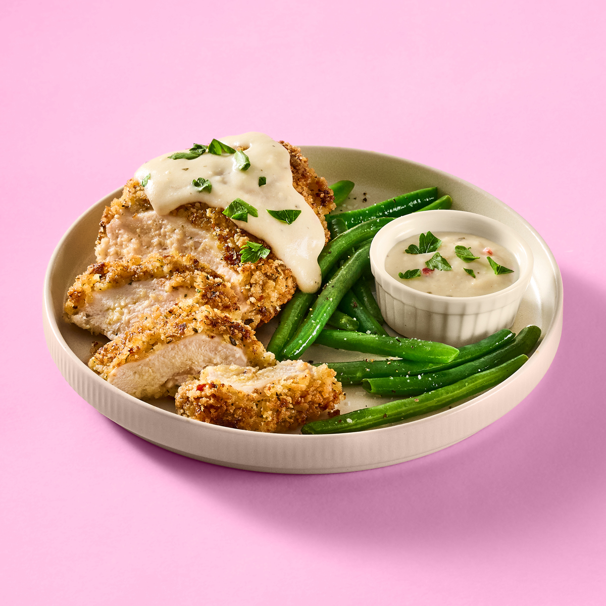 Creamy Garlic Chicken Parmesan | Hy-Vee