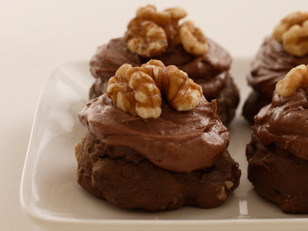 Chocolate Drop Cookies | Hy-Vee