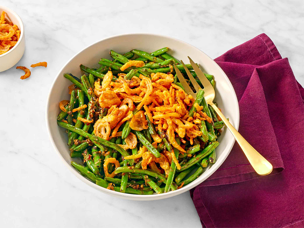 Spicy Chili-Crisp Green Beans | Hy-Vee