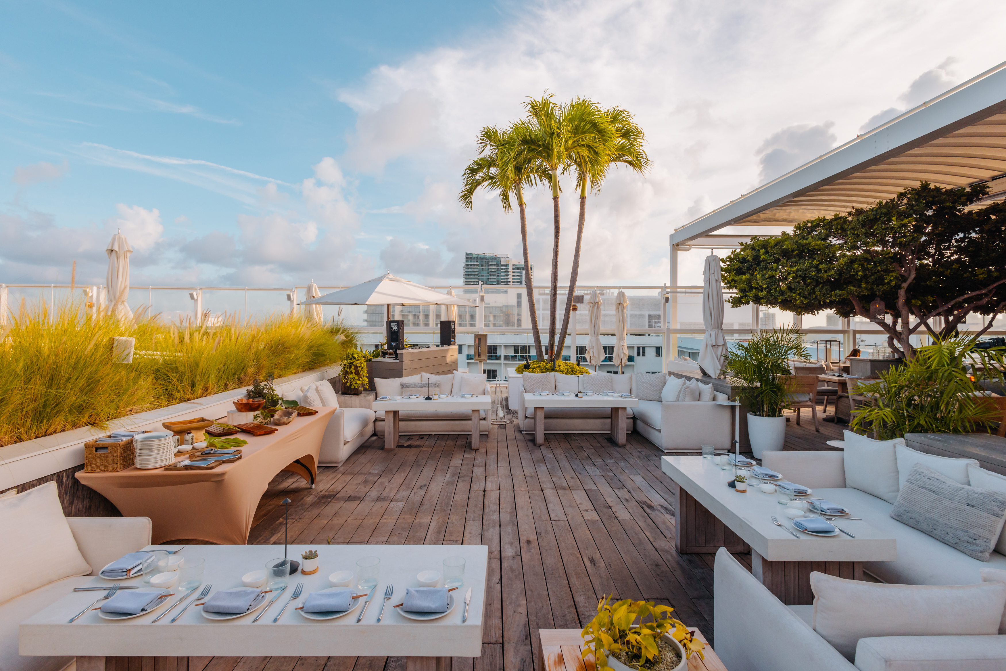 Watr Rooftop Restaurant - 1 Hotel South Beach