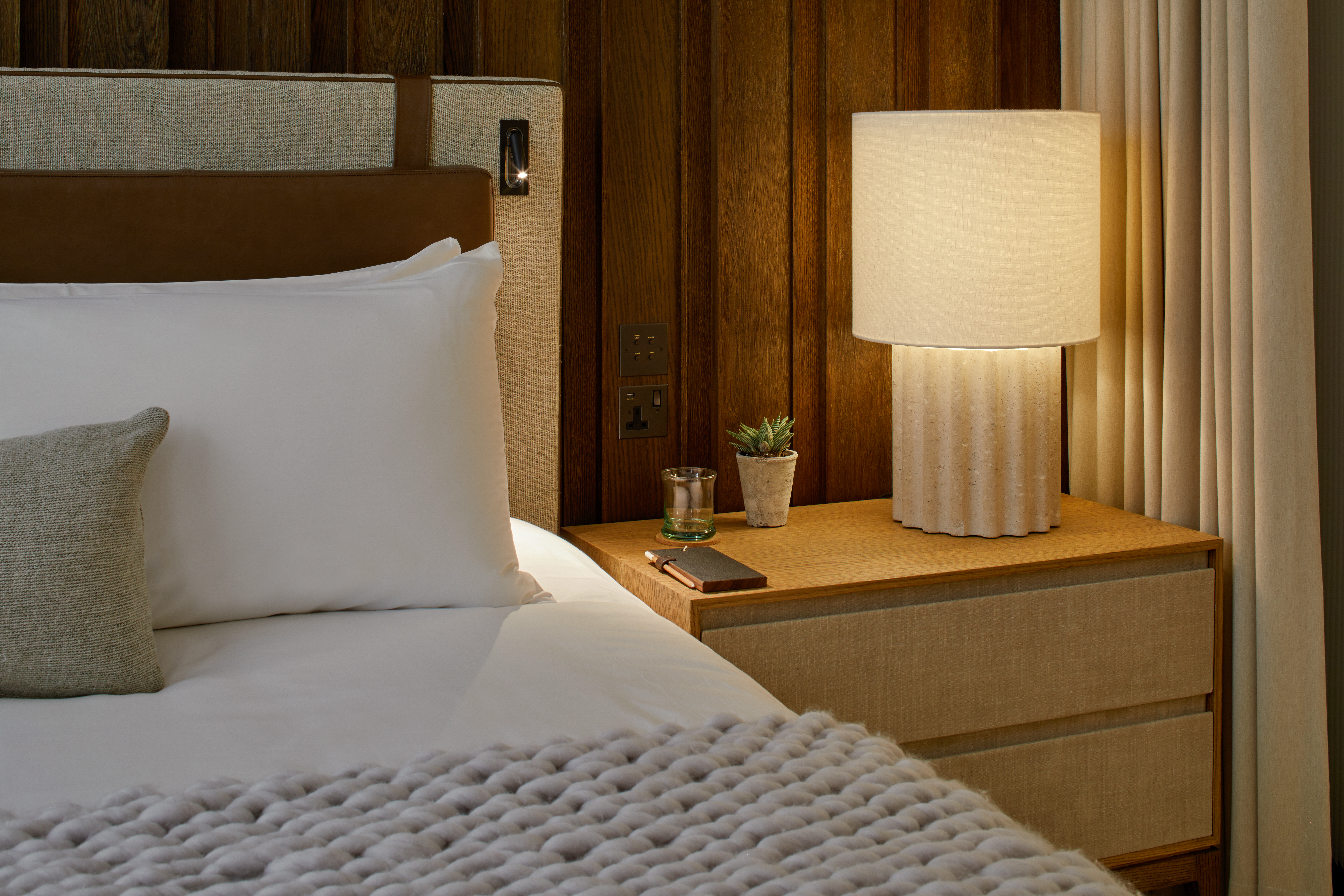 Dovetale Restaurant London - 1 Hotel Mayfair