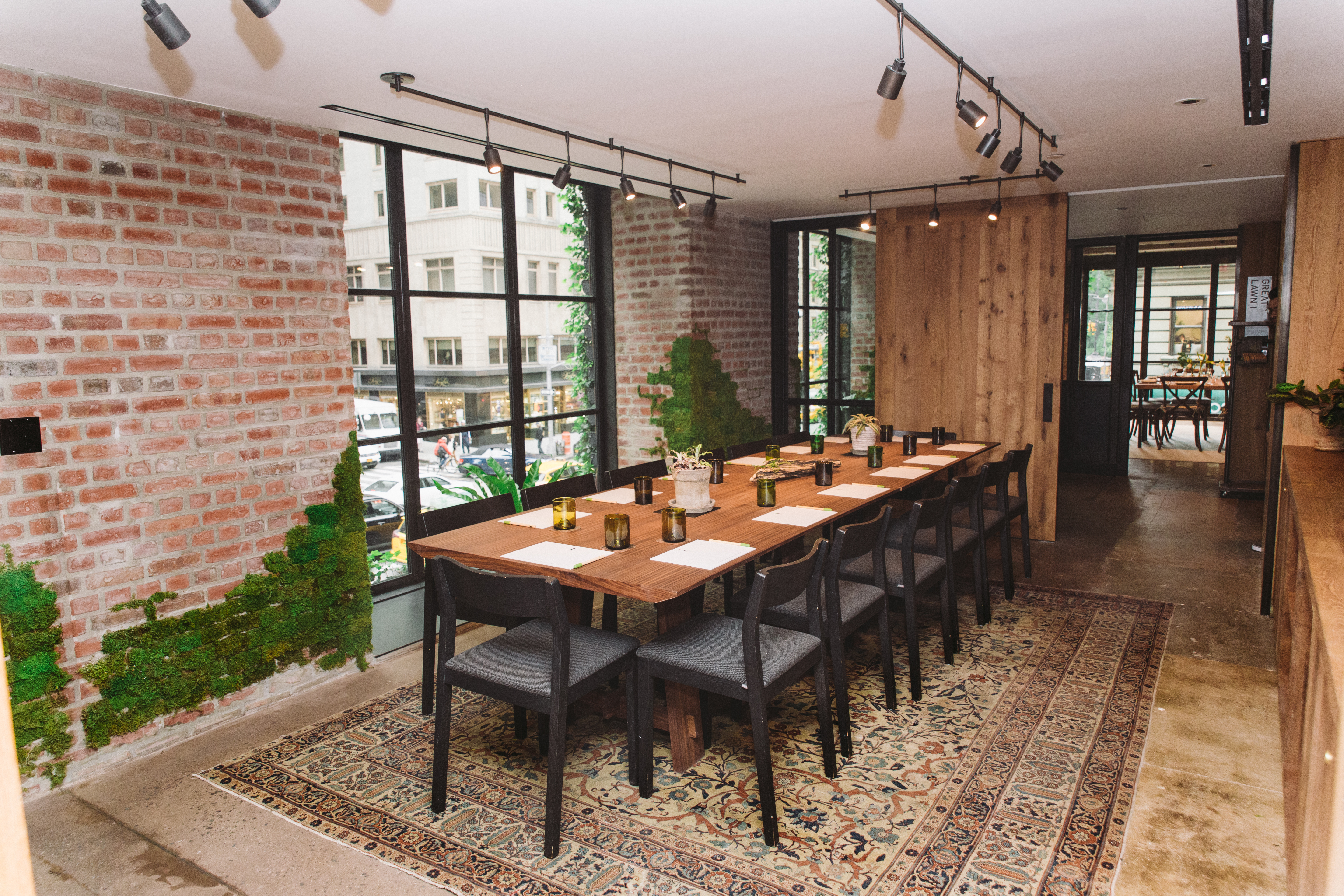 Jams Restaurant NYC by Chef Jonathan Waxman - 1 Hotels
