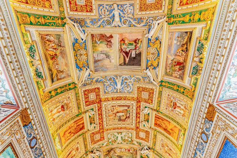 All the essential tips for when you visit the Sistine Chapel