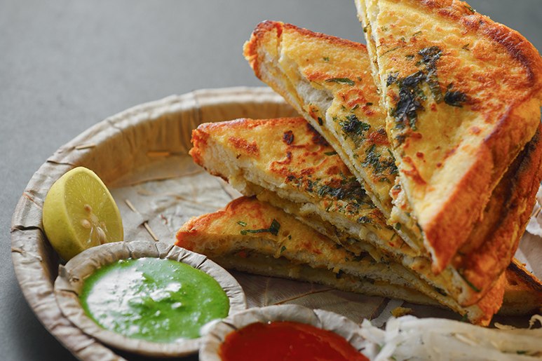 The Tastiest Food in Mumbai: 10 Must-Eat Dishes to Devour