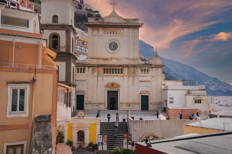 9 Best Things To Do in Positano at Night