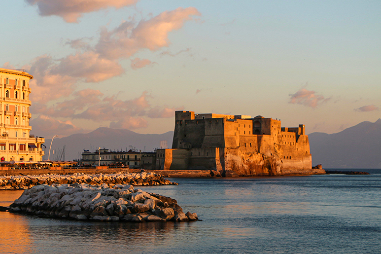 9 Famous Landmarks In Naples You Can't Miss