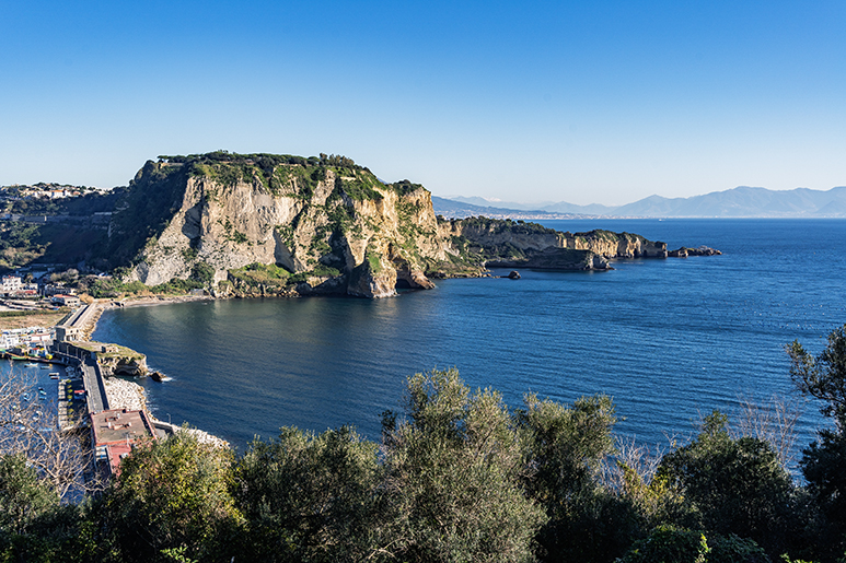 Best Beaches in Naples: 8 Beautiful Spots