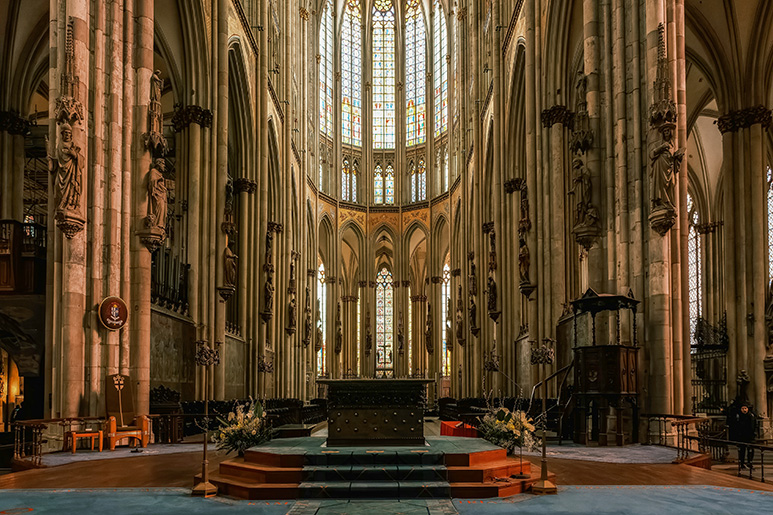 The Ultimate Guide to Your First Time in Cologne