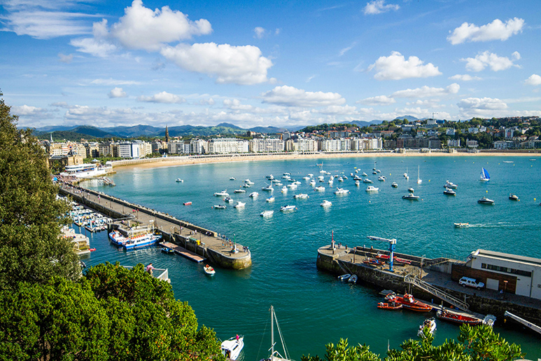 7 Best Coastal Towns in Spain To Visit