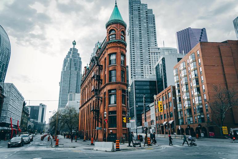 8 Unmissable Toronto Landmarks and Historic Sights