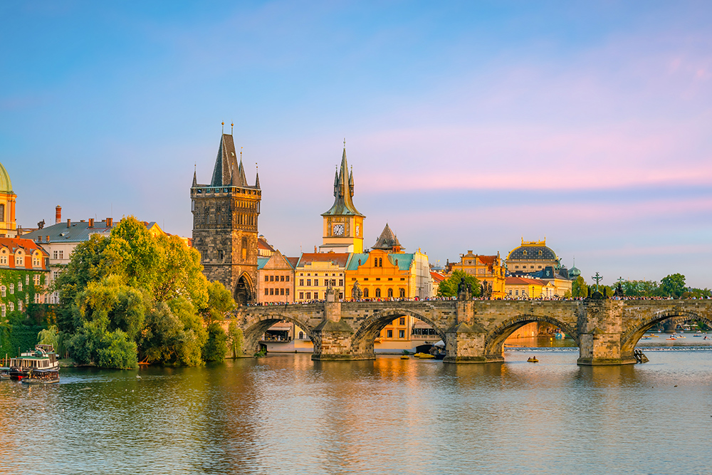 A Guide to Prague’s Jewish Quarter: 7 Things To Do