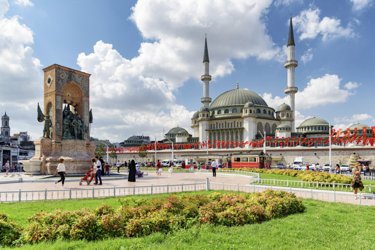 Historical Places in Istanbul: 10 Must-Visit Sites