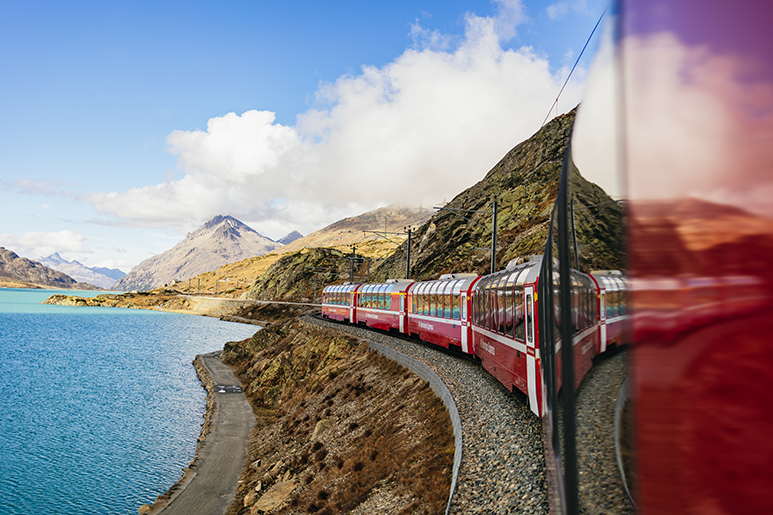 Most Scenic Train Journeys in Switzerland: A Complete Guide
