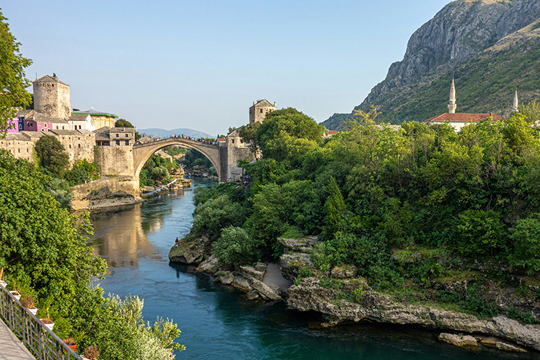 Discover 10 of the World’s Most Beautiful Bridges