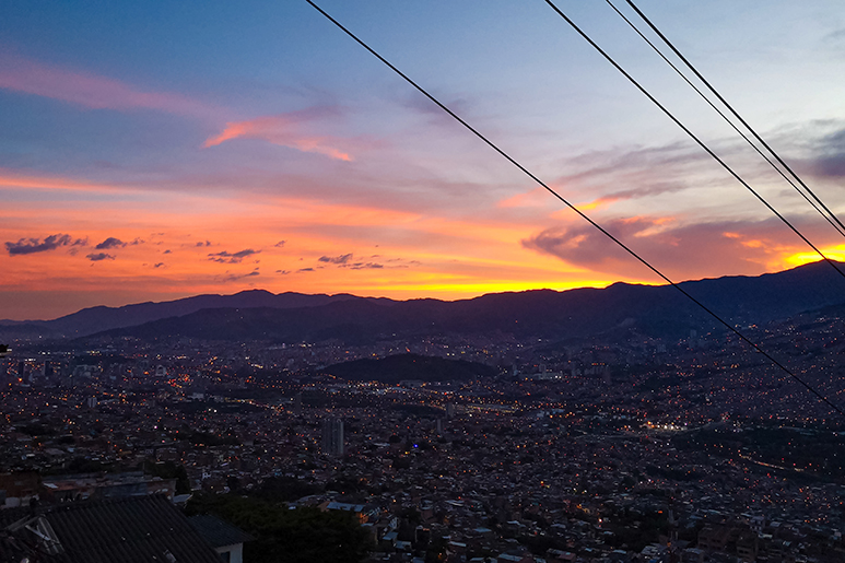 9 emocionantes cosas que hacer por la noche en Medellín